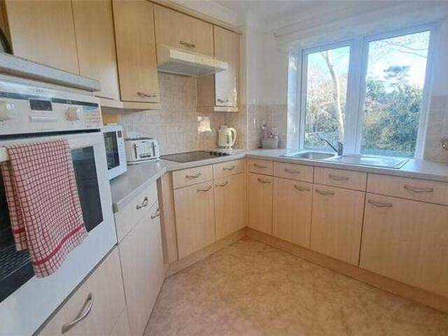 Shared Living/roommate 1 Bedroom For Sale Christchurch Dorset 165000 ELS99290579