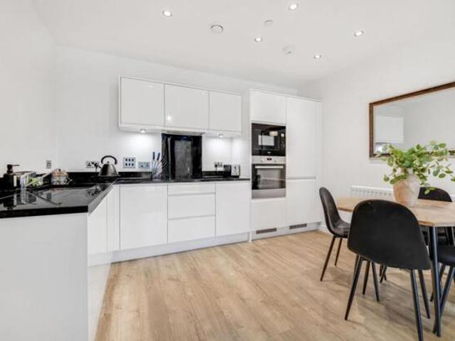 Shared Living/roommate 1 Bedroom For Sale Ealing Greater London 375000 ES100881766