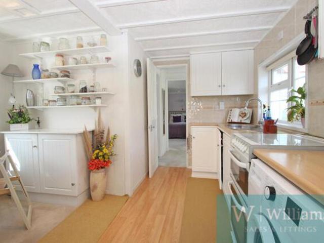 Shared Living/roommate 1 Bedroom For Sale East Cowes East Cowes 120000 ES100132512