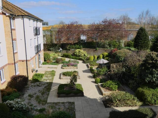 Shared Living/roommate 1 Bedroom For Sale East Preston West Sussex 110000 ES99290524