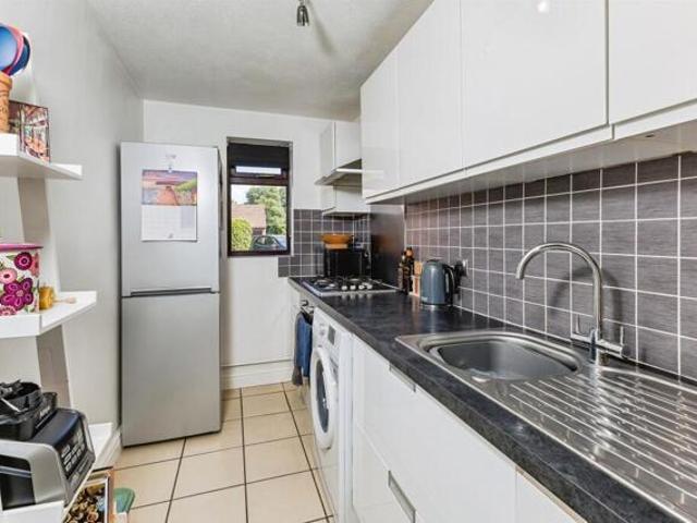 Shared Living/roommate 1 Bedroom For Sale Earley Berkshire 195000 ELS99774087