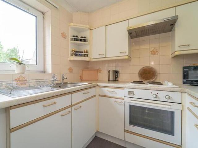 Shared Living/roommate 1 Bedroom For Sale Edge Lane Edge Lane 89950 ES99986251