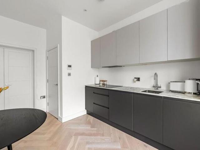Shared Living/roommate 1 Bedroom For Sale Edenbridge Kent 227500 ES101677587