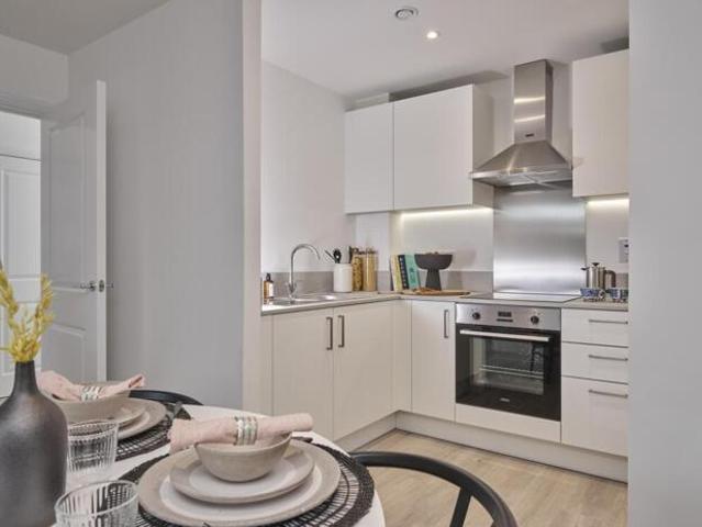 Shared Living/roommate 1 Bedroom For Sale Enfield Great London 292000 ES101278266