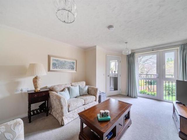 Shared Living/roommate 1 Bedroom For Sale Epsom Surrey 415000 ES98864520