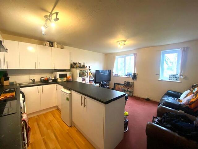 Shared Living/roommate 1 Bedroom For Sale Farnborough Hampshire 190000 ES100614868
