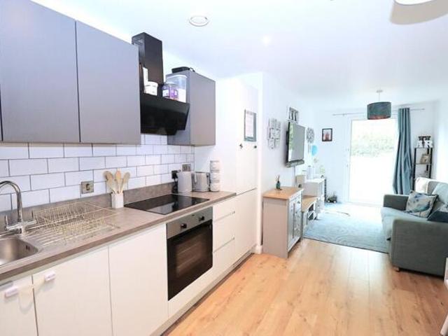 Shared Living/roommate 1 Bedroom For Sale Farnborough Hampshire 200000 ES98504138