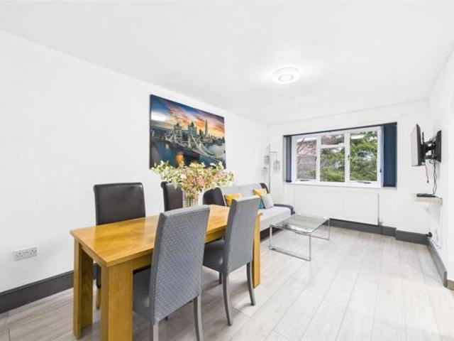 Shared Living/roommate 1 Bedroom For Sale Farnborough Hampshire 200000 ES98649355