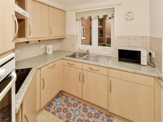 Shared Living/roommate 1 Bedroom For Sale Ferndown Dorset 90000 ES100649364