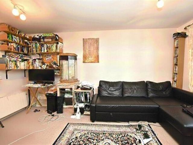 Shared Living/roommate 1 Bedroom For Sale Guiseley West Yorkshire 135000 ELS100132567