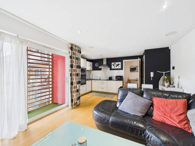 Shared Living/roommate 1 Bedroom For Sale Hull City Of Kingston upon Hull 108950 ES99203908
