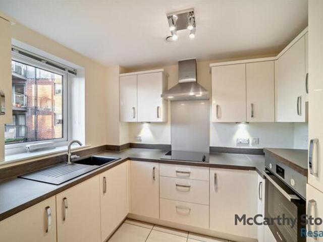 Shared Living/roommate 1 Bedroom For Sale Hanham South Gloucestershire 275000 ES98687738