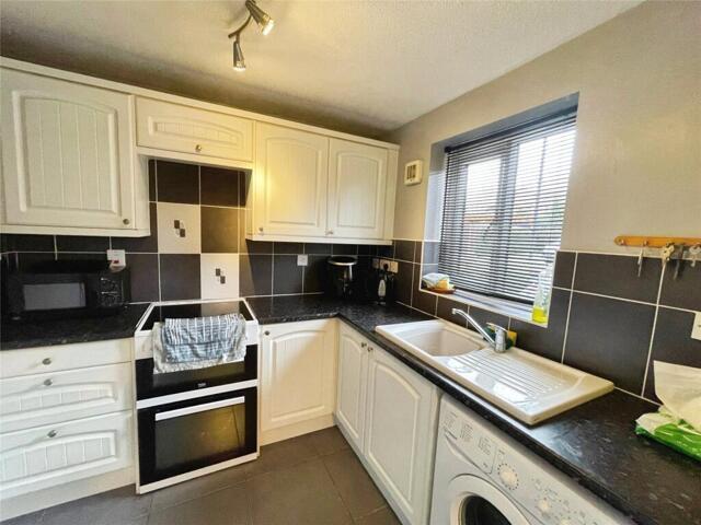 Shared Living/roommate 1 Bedroom For Sale Harlow Essex 150000 ES101677740