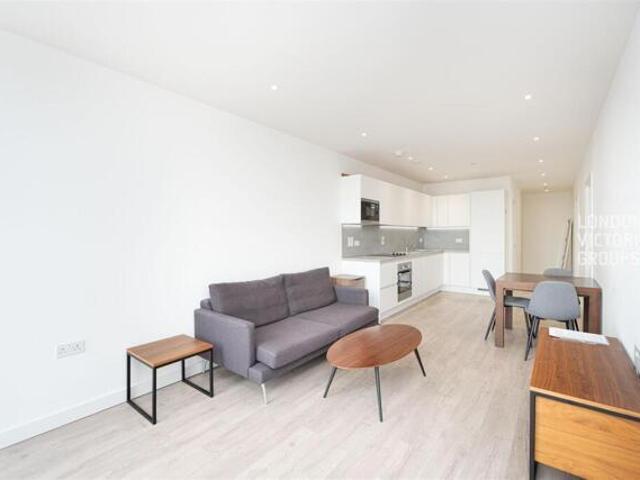Shared Living/roommate 1 Bedroom For Sale Harrow Greater London 375000 ELS98687399