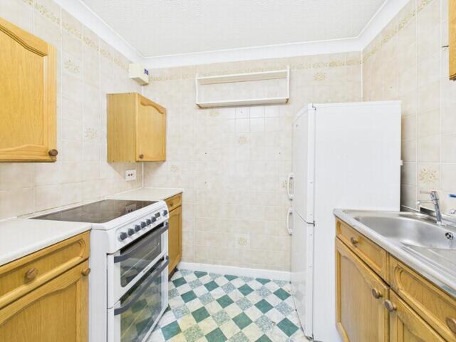 Shared Living/roommate 1 Bedroom For Sale Haywards Heath West Sussex 90000 ES98765991