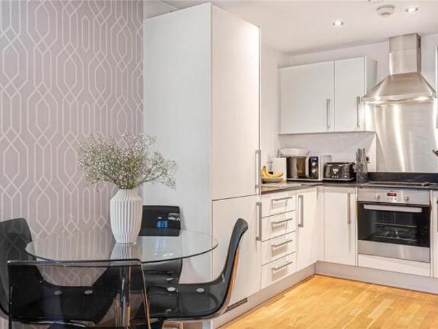 Shared Living/roommate 1 Bedroom For Sale Hertford Hertfordshire 249500 ELS100648943