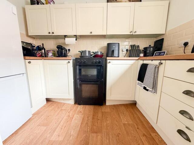 Shared Living/roommate 1 Bedroom For Sale Highbridge Somerset 89950 ES101677728