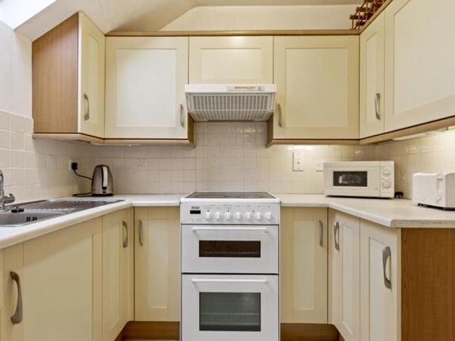 Shared Living/roommate 1 Bedroom For Sale Hindhead Surrey 60000 ES101060074
