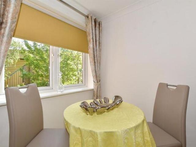 Shared Living/roommate 1 Bedroom For Sale Horsham West Sussex 135000 ES99290515