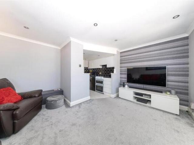 Shared Living/roommate 1 Bedroom For Sale Luton Luton 165000 ES99523817