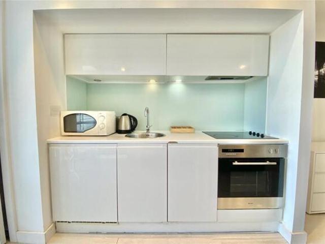 Shared Living/roommate 1 Bedroom For Sale Leeds Leeds 103000 ELS99237070