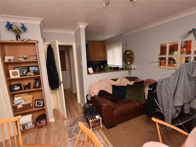 Shared Living/roommate 1 Bedroom For Sale Leeds West Yorkshire 75000 ELS101677452