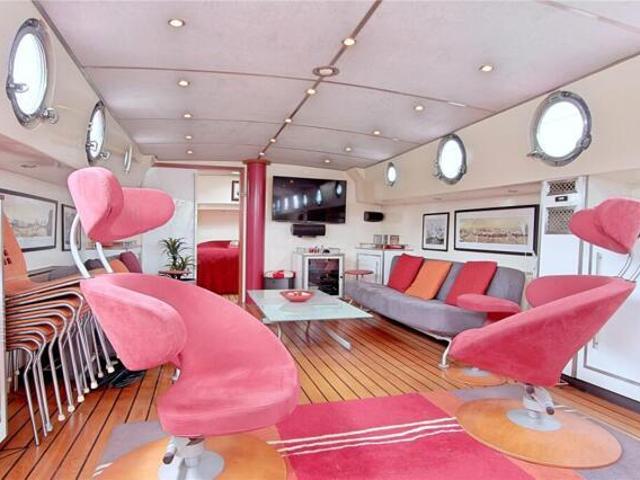 Shared Living/roommate 1 Bedroom For Sale Littlehampton West Sussex 235000 ELS100426423