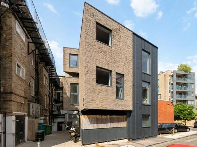 Shared Living/roommate 1 Bedroom For Sale London Greater London 400000 ES100425981