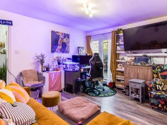 Shared Living/roommate 1 Bedroom For Sale London Greater London 250000 ES99952367