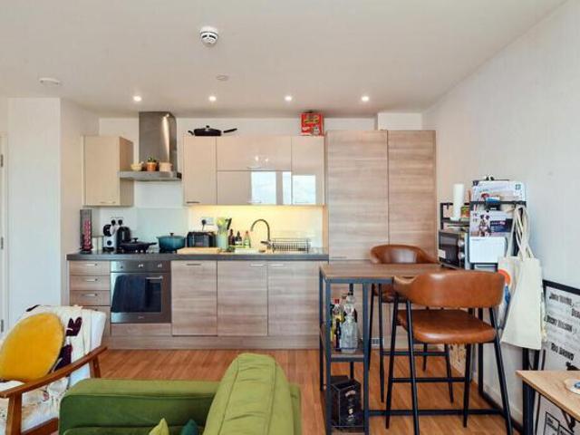 Shared Living/roommate 1 Bedroom For Sale London Greater London 315000 ES99237343