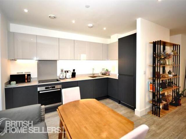 Shared Living/roommate 1 Bedroom For Sale London Greater London 335000 ES100648793