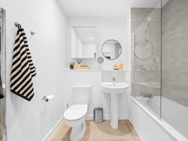 Shared Living/roommate 1 Bedroom For Sale London Greater London 355000 ES99986128