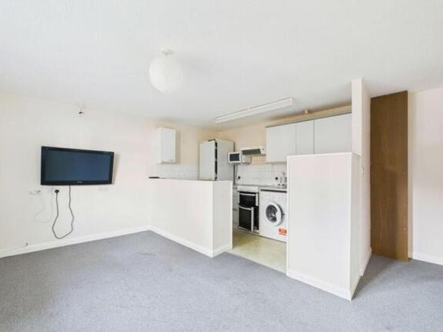 Shared Living/roommate 1 Bedroom For Sale Paignton Devon 85000 ELS101025641