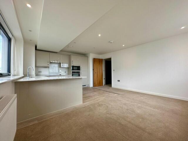 Shared Living/roommate 1 Bedroom For Sale Poole Poole 88800 ELS99641711
