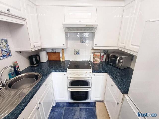 Shared Living/roommate 1 Bedroom For Sale Poole Poole 90000 ES99895475