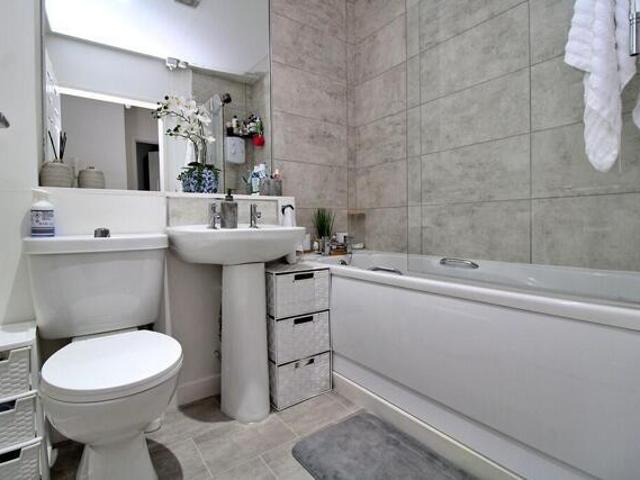 Shared Living/roommate 1 Bedroom For Sale Rugby Warwickshire 105000 ES101678425