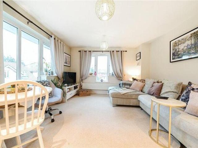 Shared Living/roommate 1 Bedroom For Sale Ruislip Great London 196000 ES101025873