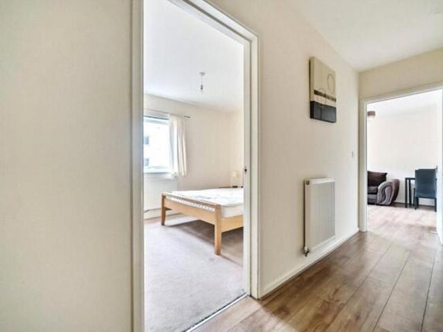 Shared Living/roommate 1 Bedroom For Sale Reading Berkshire 160000 ES100917670
