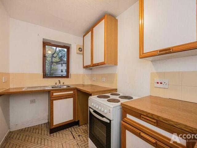 Shared Living/roommate 1 Bedroom For Sale Romford Greater London 180000 ES99736072