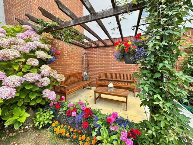 Shared Living/roommate 1 Bedroom For Sale Swindon Swindon 90000 ES101677713
