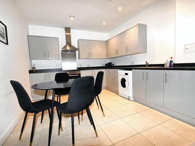 Shared Living/roommate 1 Bedroom For Sale Salford Salford 150000 ES98321913