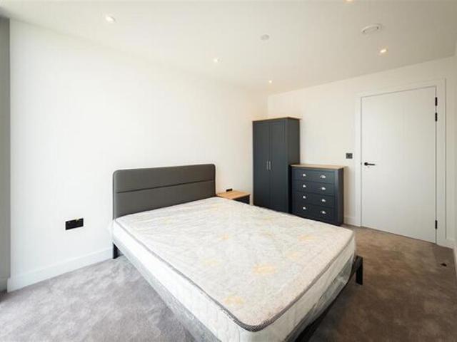 Shared Living/roommate 1 Bedroom For Sale Salford Salford 270000 ELS99436688