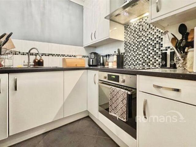 Shared Living/roommate 1 Bedroom For Sale Sandhurst Gloucestershire 160000 ELS100614848