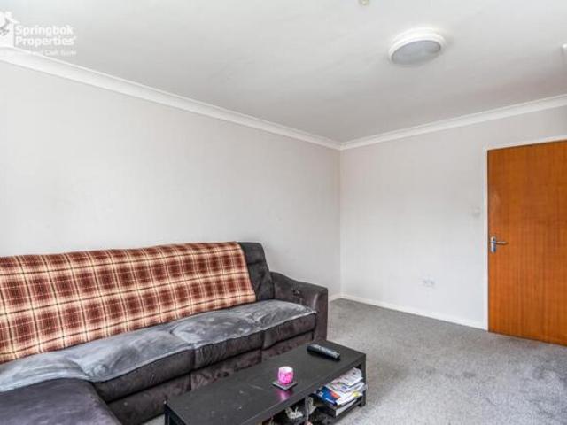 Shared Living/roommate 1 Bedroom For Sale Southampton Hampshire 110000 ES100733703
