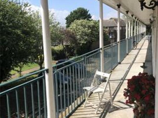 Shared Living/roommate 1 Bedroom For Sale Southend On Sea Southend on Sea 167000 ELS101025804