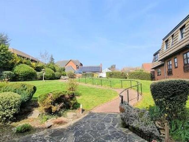 Shared Living/roommate 1 Bedroom For Sale Southend On Sea Southend on Sea 95000 ES99029060