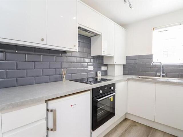 Shared Living/roommate 1 Bedroom For Sale Southwater West Sussex 185000 ES101678826