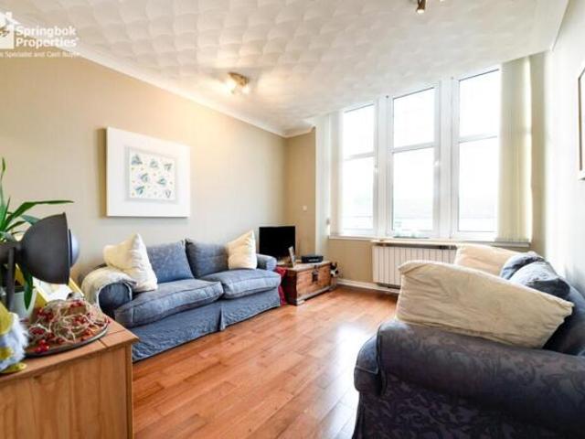 Shared Living/roommate 1 Bedroom For Sale Troon Troon 80000 ELS101676472