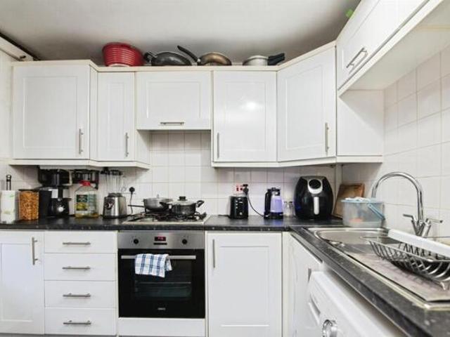 Shared Living/roommate 1 Bedroom For Sale West Bromwich West Midlands 100000 ELS100649101