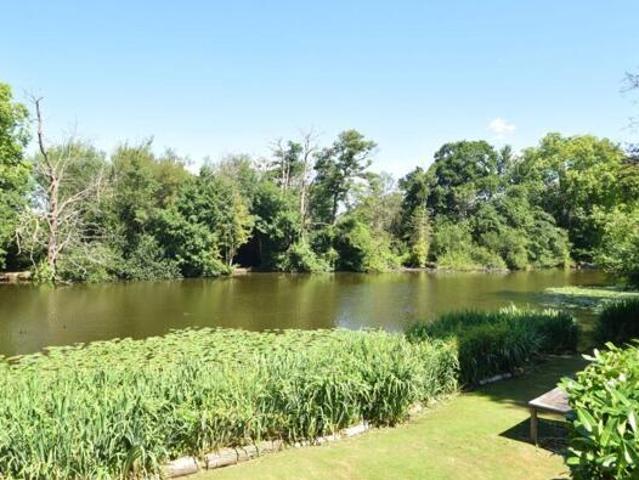 Shared Living/roommate 1 Bedroom For Sale Weybridge Surrey 250000 ES101931924